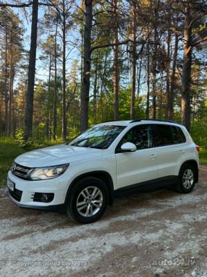 White Volkswagen Tiguan 2014 in Tallinn, with an engine capacity of 1.40 L and mileage of 165 thousand km for 9900 €, photo  on AUTOMOTO.COM.LV