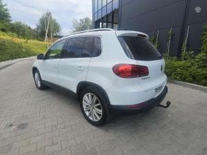 Balts Volkswagen Tiguan 2014 Viļņa, ar dzinēja tilpumu 2.00 L un nobraukumu 241 tūkst. km par 8350 €, foto 5 vietnē AUTOMOTO.COM.LV