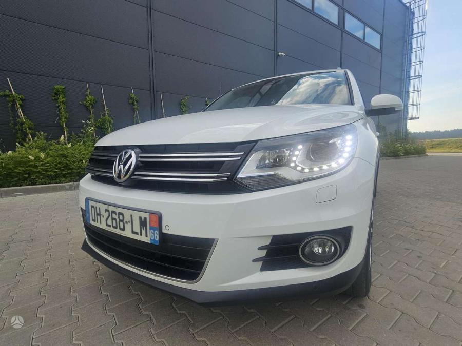 Balts Volkswagen Tiguan 2014 Viļņa, ar dzinēja tilpumu 2.00 L un nobraukumu 241 tūkst. km par 8350 €, foto 10 vietnē AUTOMOTO.COM.LV