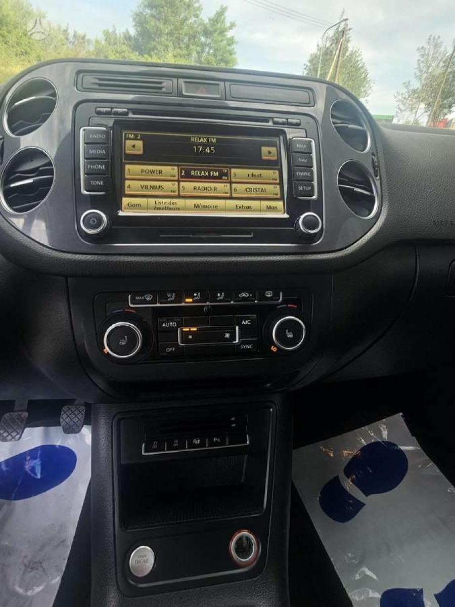 Balts Volkswagen Tiguan 2014 Viļņa, ar dzinēja tilpumu 2.00 L un nobraukumu 241 tūkst. km par 8350 €, foto 16 vietnē AUTOMOTO.COM.LV