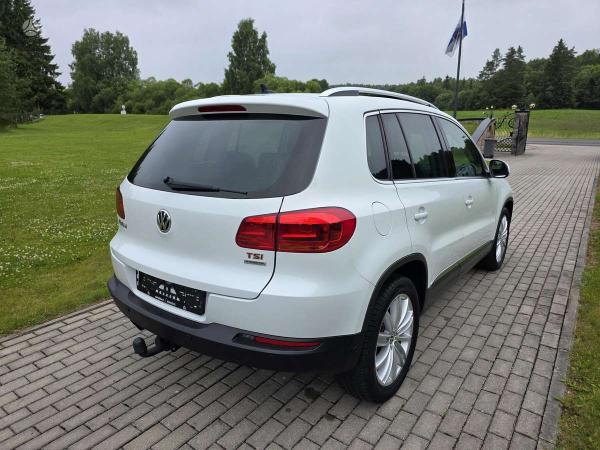 Balts Volkswagen Tiguan 2014 Telšiai, ar dzinēja tilpumu 1.39 L un nobraukumu 220 tūkst. km par 9200 €, foto 3 vietnē AUTOMOTO.COM.LV