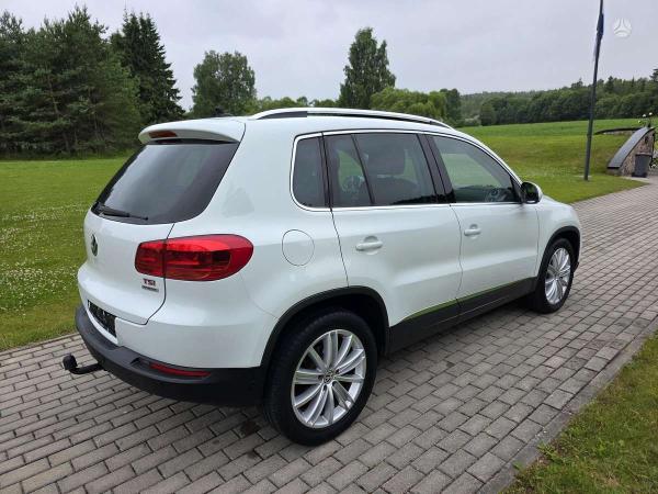 Balts Volkswagen Tiguan 2014 Telšiai, ar dzinēja tilpumu 1.39 L un nobraukumu 220 tūkst. km par 9200 €, foto 9 vietnē AUTOMOTO.COM.LV