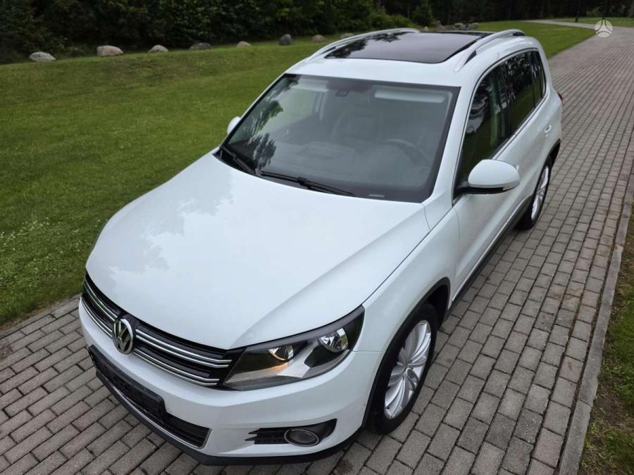 White Volkswagen Tiguan 2014 in Telschi, with an engine capacity of 1.39 L and mileage of 220 thousand km for 9200 €, photo 14 on AUTOMOTO.COM.LV