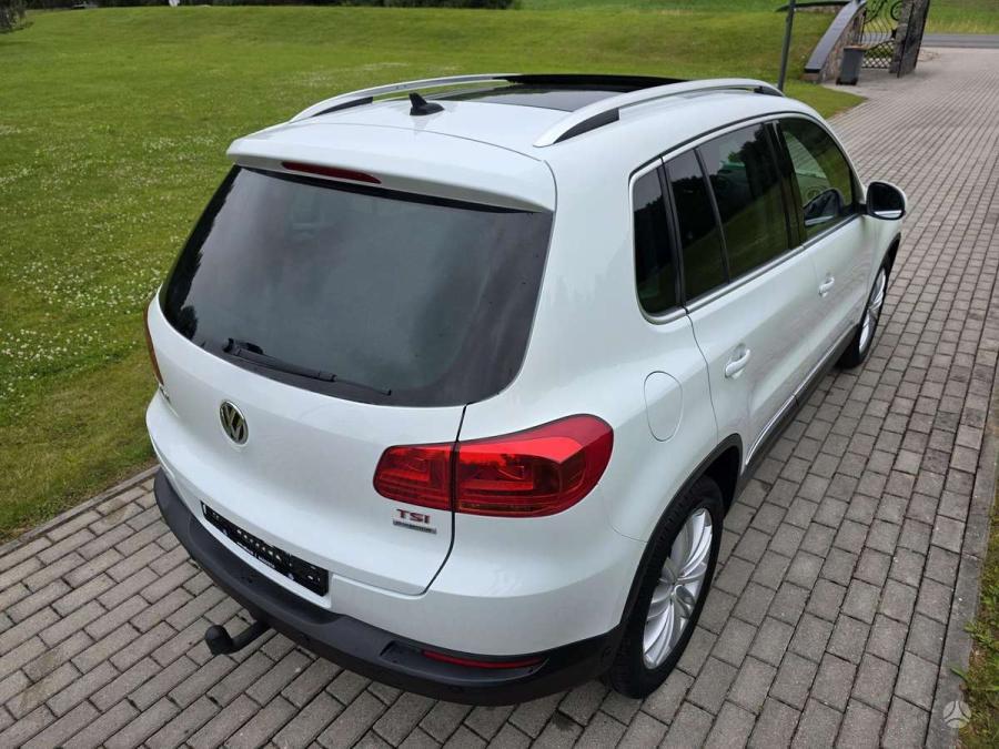 White Volkswagen Tiguan 2014 in Telschi, with an engine capacity of 1.39 L and mileage of 220 thousand km for 9200 €, photo 17 on AUTOMOTO.COM.LV