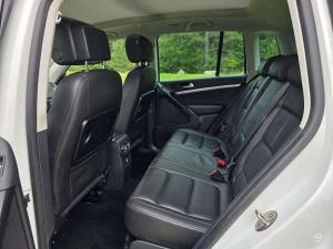 White Volkswagen Tiguan 2014 in Telschi, with an engine capacity of 1.39 L and mileage of 220 thousand km for 9200 €, photo 23 on AUTOMOTO.COM.LV