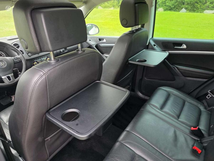 White Volkswagen Tiguan 2014 in Telschi, with an engine capacity of 1.39 L and mileage of 220 thousand km for 9200 €, photo 24 on AUTOMOTO.COM.LV
