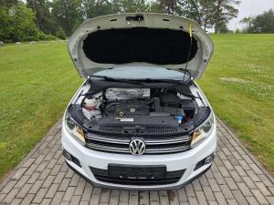 White Volkswagen Tiguan 2014 in Telschi, with an engine capacity of 1.39 L and mileage of 220 thousand km for 9200 €, photo 40 on AUTOMOTO.COM.LV