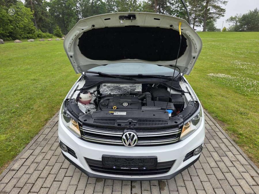 White Volkswagen Tiguan 2014 in Telschi, with an engine capacity of 1.39 L and mileage of 220 thousand km for 9200 €, photo 40 on AUTOMOTO.COM.LV