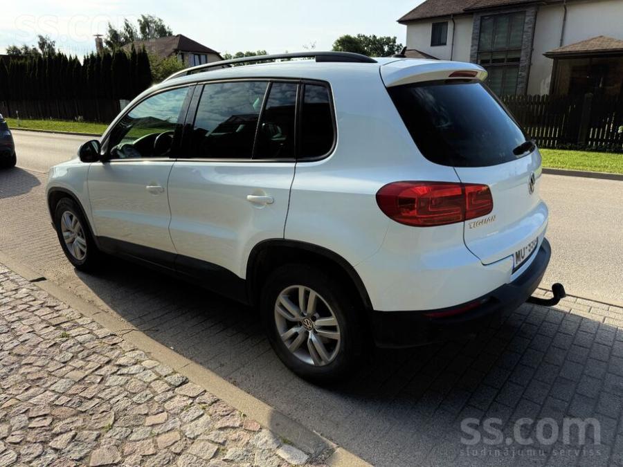 Balts Volkswagen Tiguan 2014 Rīga, ar dzinēja tilpumu 2.00 L un nobraukumu 130 tūkst. km par 9200 €, foto 3 vietnē AUTOMOTO.COM.LV