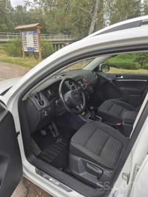 Balts Volkswagen Tiguan 2014 Valmiera, ar dzinēja tilpumu 2.00 L un nobraukumu 223 tūkst. km par 9200 €, foto 6 vietnē AUTOMOTO.COM.LV