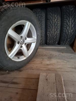 Balts Volkswagen Tiguan 2014 Valmiera, ar dzinēja tilpumu 2.00 L un nobraukumu 223 tūkst. km par 9200 €, foto 10 vietnē AUTOMOTO.COM.LV
