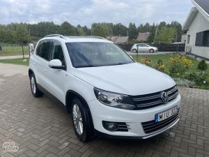 White Volkswagen Tiguan 2014 in Druskininkai, with an engine capacity of 2.00 L and mileage of 250 thousand km for 7800 €, photo  on AUTOMOTO.COM.LV