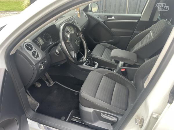Balts Volkswagen Tiguan 2014 Druskininkai, ar dzinēja tilpumu 2.00 L un nobraukumu 250 tūkst. km par 7800 €, foto 5 vietnē AUTOMOTO.COM.LV