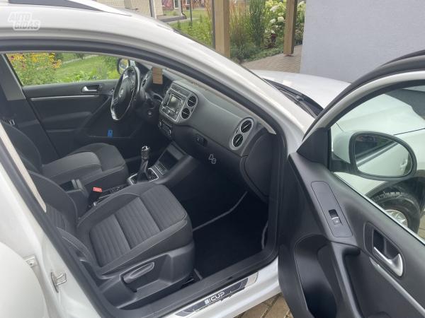 Balts Volkswagen Tiguan 2014 Druskininkai, ar dzinēja tilpumu 2.00 L un nobraukumu 250 tūkst. km par 7800 €, foto 7 vietnē AUTOMOTO.COM.LV
