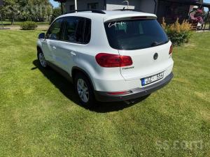 Balts Volkswagen Tiguan 2015 Rīga, ar dzinēja tilpumu 1.40 L un nobraukumu 118 tūkst. km par 9500 €, foto 3 vietnē AUTOMOTO.COM.LV