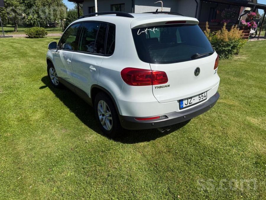 Balts Volkswagen Tiguan 2015 Rīga, ar dzinēja tilpumu 1.40 L un nobraukumu 118 tūkst. km par 9500 €, foto 3 vietnē AUTOMOTO.COM.LV