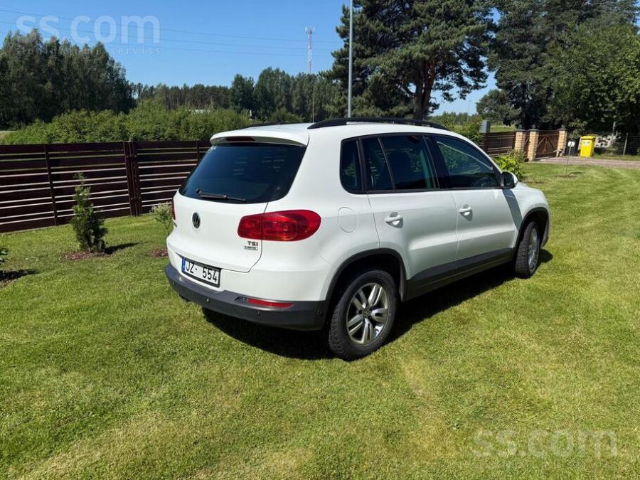 Balts Volkswagen Tiguan 2015 Rīga, ar dzinēja tilpumu 1.40 L un nobraukumu 118 tūkst. km par 9500 €, foto 5 vietnē AUTOMOTO.COM.LV