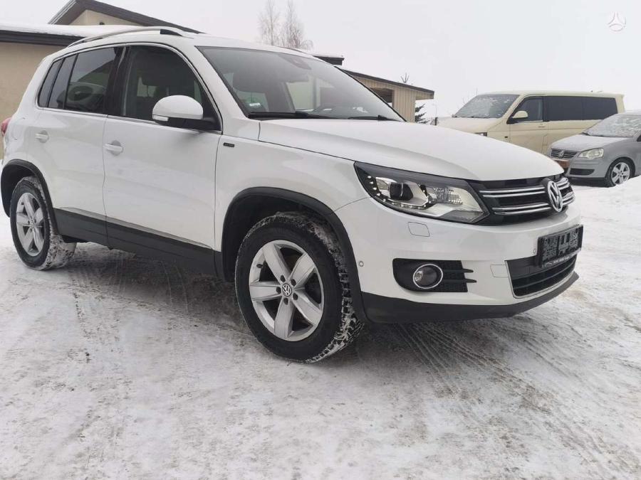 Balts Volkswagen Tiguan 2015 Kėdainiai, ar dzinēja tilpumu 1.97 L un nobraukumu 242 tūkst. km par 10950 €, foto 1 vietnē AUTOMOTO.COM.LV