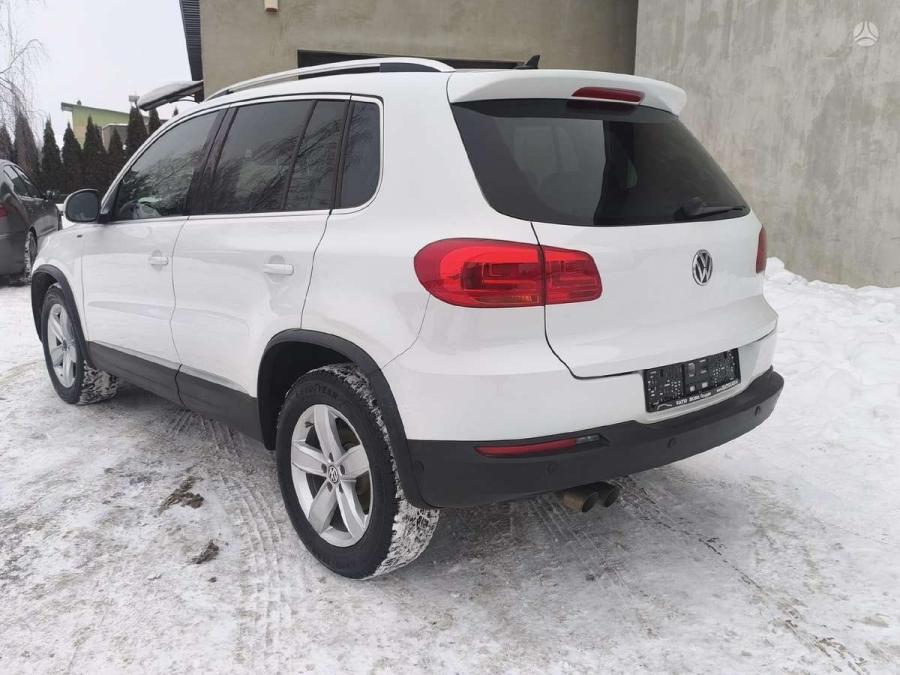 Balts Volkswagen Tiguan 2015 Kėdainiai, ar dzinēja tilpumu 1.97 L un nobraukumu 242 tūkst. km par 10950 €, foto 8 vietnē AUTOMOTO.COM.LV