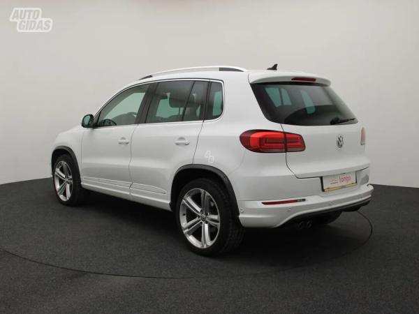 Balts Volkswagen Tiguan 2015 Viļņa, ar dzinēja tilpumu 2.00 L un nobraukumu 234 tūkst. km par 13599 €, foto 7 vietnē AUTOMOTO.COM.LV