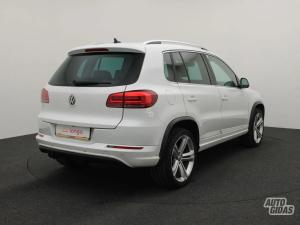 Balts Volkswagen Tiguan 2015 Viļņa, ar dzinēja tilpumu 2.00 L un nobraukumu 234 tūkst. km par 13599 €, foto 9 vietnē AUTOMOTO.COM.LV