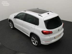Balts Volkswagen Tiguan 2015 Viļņa, ar dzinēja tilpumu 2.00 L un nobraukumu 234 tūkst. km par 13599 €, foto 13 vietnē AUTOMOTO.COM.LV