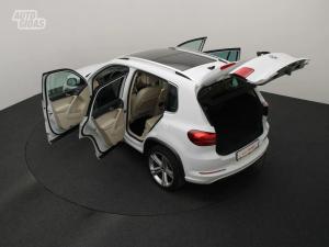 Balts Volkswagen Tiguan 2015 Viļņa, ar dzinēja tilpumu 2.00 L un nobraukumu 234 tūkst. km par 13599 €, foto 14 vietnē AUTOMOTO.COM.LV
