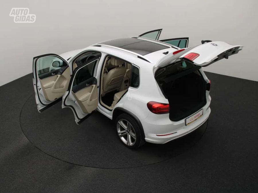 Balts Volkswagen Tiguan 2015 Viļņa, ar dzinēja tilpumu 2.00 L un nobraukumu 234 tūkst. km par 13599 €, foto 14 vietnē AUTOMOTO.COM.LV