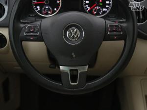 Balts Volkswagen Tiguan 2015 Viļņa, ar dzinēja tilpumu 2.00 L un nobraukumu 234 tūkst. km par 13599 €, foto 19 vietnē AUTOMOTO.COM.LV