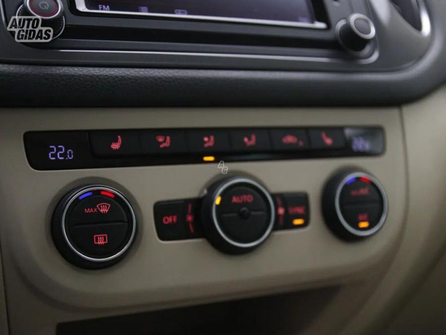 Balts Volkswagen Tiguan 2015 Viļņa, ar dzinēja tilpumu 2.00 L un nobraukumu 234 tūkst. km par 13599 €, foto 21 vietnē AUTOMOTO.COM.LV