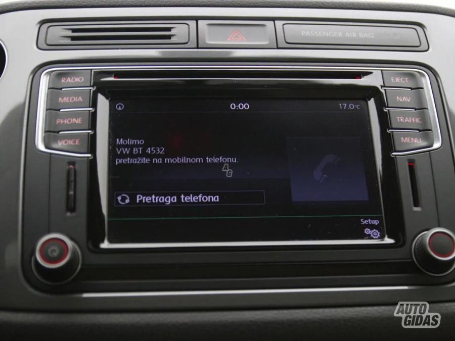 Balts Volkswagen Tiguan 2015 Viļņa, ar dzinēja tilpumu 2.00 L un nobraukumu 234 tūkst. km par 13599 €, foto 24 vietnē AUTOMOTO.COM.LV