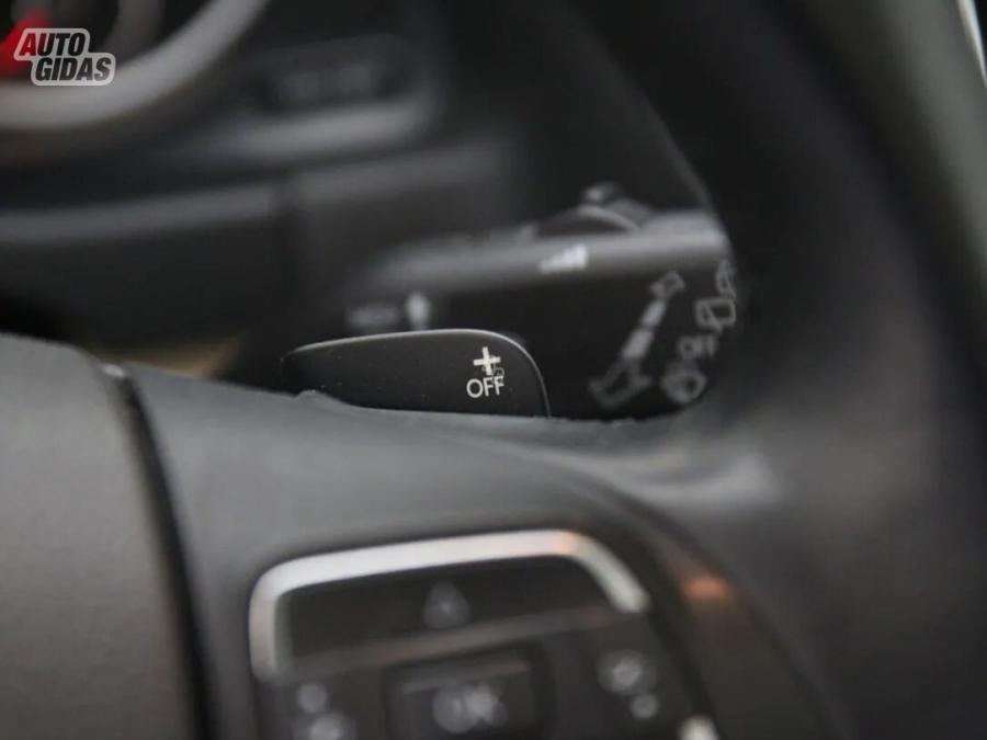 Balts Volkswagen Tiguan 2015 Viļņa, ar dzinēja tilpumu 2.00 L un nobraukumu 234 tūkst. km par 13599 €, foto 32 vietnē AUTOMOTO.COM.LV