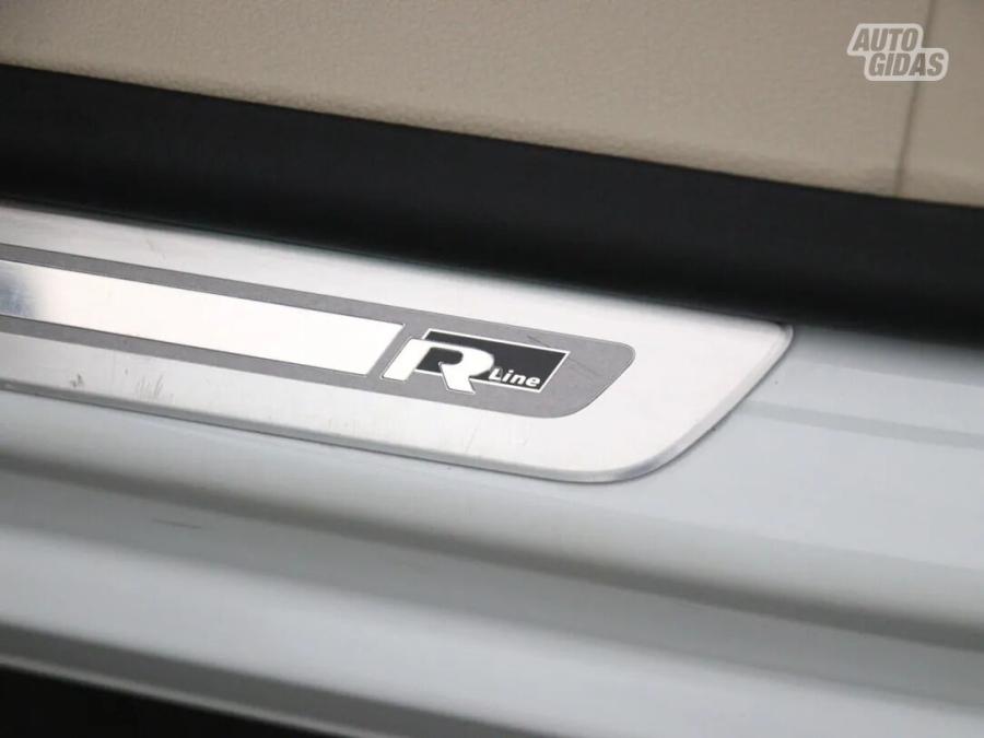 Balts Volkswagen Tiguan 2015 Viļņa, ar dzinēja tilpumu 2.00 L un nobraukumu 234 tūkst. km par 13599 €, foto 33 vietnē AUTOMOTO.COM.LV