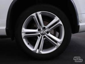 White Volkswagen Tiguan 2015 in Panevezys, with an engine capacity of 1.40 L and mileage of 267 thousand km for 8150 €, photo 8 on AUTOMOTO.COM.LV