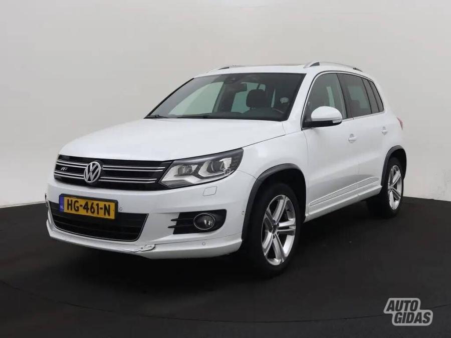 White Volkswagen Tiguan 2015 in Panevezys, with an engine capacity of 1.40 L and mileage of 267 thousand km for 8150 €, photo 10 on AUTOMOTO.COM.LV