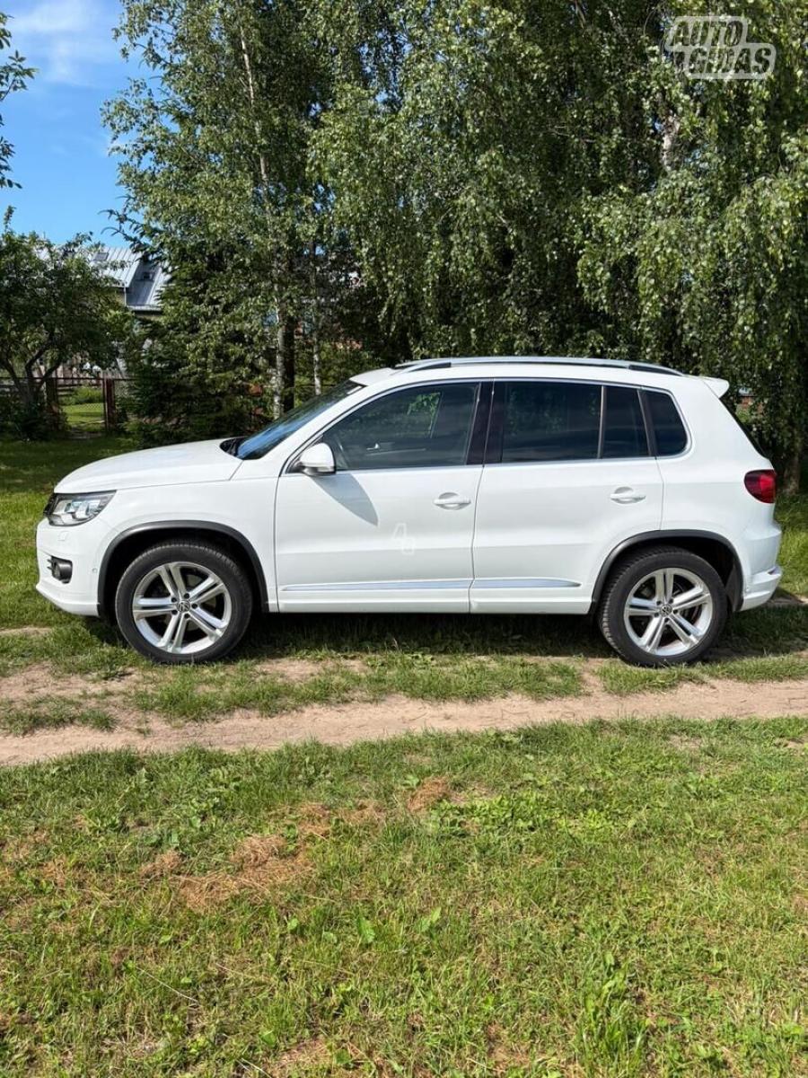 White Volkswagen Tiguan 2015 in Panevezys, with an engine capacity of 1.40 L and mileage of 267 thousand km for 8150 €, photo 34 on AUTOMOTO.COM.LV