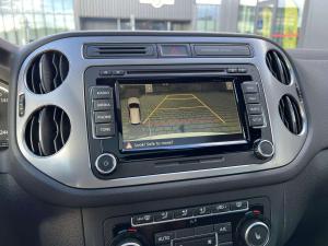 Balts Volkswagen Tiguan 2015 Šauļi, ar dzinēja tilpumu 1.97 L un nobraukumu 238 tūkst. km par 12800 €, foto 22 vietnē AUTOMOTO.COM.LV