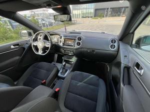Balts Volkswagen Tiguan 2015 Šauļi, ar dzinēja tilpumu 1.97 L un nobraukumu 238 tūkst. km par 12800 €, foto 28 vietnē AUTOMOTO.COM.LV