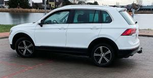 White Volkswagen Tiguan 2016 in Kaunas, with an engine capacity of 2.00 L and mileage of 163 thousand km for 15450 €, photo  on AUTOMOTO.COM.LV