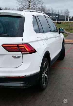 Balts Volkswagen Tiguan 2016 Kauņa, ar dzinēja tilpumu 2.00 L un nobraukumu 163 tūkst. km par 15450 €, foto 2 vietnē AUTOMOTO.COM.LV