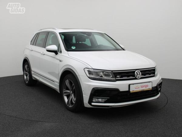 White Volkswagen Tiguan 2016 in Vilnius, with an engine capacity of 2.00 L and mileage of 165 thousand km for 18499 €, photo 10 on AUTOMOTO.COM.LV