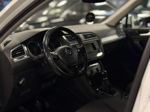 Balts Volkswagen Tiguan 2016 Klaipėda, ar dzinēja tilpumu 1.97 L un nobraukumu 163 tūkst. km par 13950 €, foto 3 vietnē AUTOMOTO.COM.LV