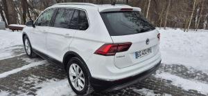 White Volkswagen Tiguan 2016 in Taurage, with an engine capacity of 1.97 L and mileage of 300 thousand km for 13800 €, photo 16 on AUTOMOTO.COM.LV