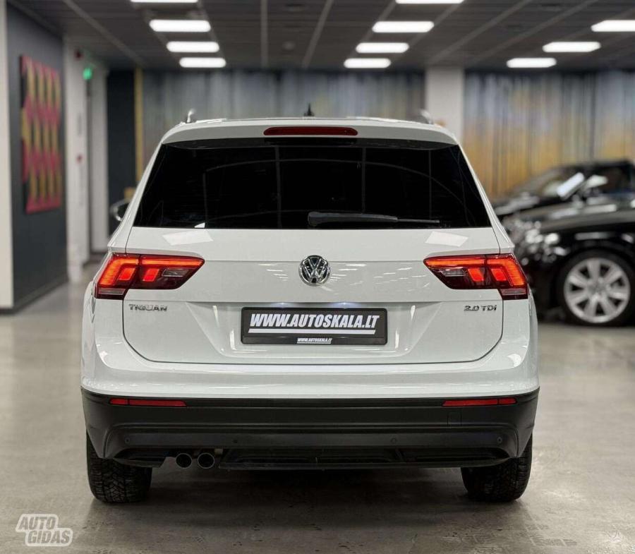Balts Volkswagen Tiguan 2016 Klaipėda, ar dzinēja tilpumu 2.00 L un nobraukumu 163 tūkst. km par 13950 €, foto 4 vietnē AUTOMOTO.COM.LV