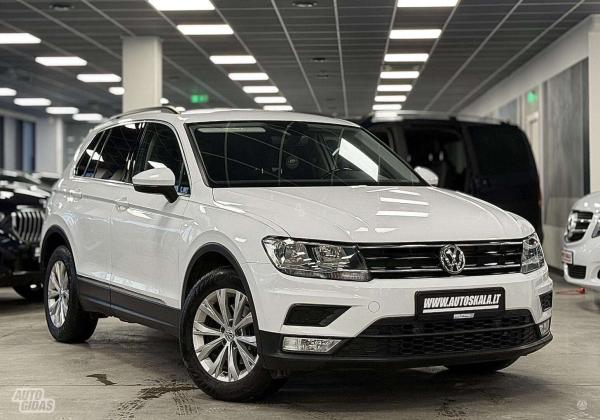 White Volkswagen Tiguan 2016 in Klaipeda, with an engine capacity of 2.00 L and mileage of 163 thousand km for 13950 €, photo 5 on AUTOMOTO.COM.LV