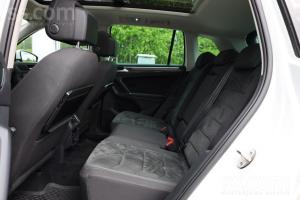 Balts Volkswagen Tiguan 2016 Rīga, ar dzinēja tilpumu 2.00 L un nobraukumu 0 tūkst. km par 16995 €, foto 18 vietnē AUTOMOTO.COM.LV