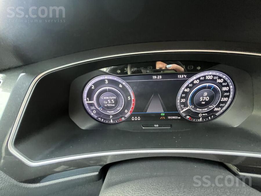 Balts Volkswagen Tiguan 2016 Ogre, ar dzinēja tilpumu 2.00 L un nobraukumu 194 tūkst. km par 17500 €, foto 11 vietnē AUTOMOTO.COM.LV