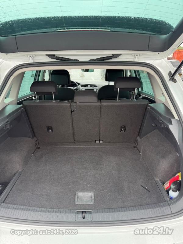 Balts Volkswagen Tiguan 2016 Tallina, ar dzinēja tilpumu 2.00 L un nobraukumu 167 tūkst. km par 15900 €, foto 7 vietnē AUTOMOTO.COM.LV