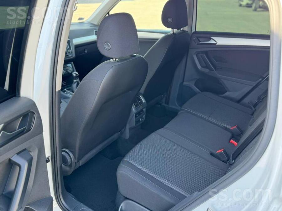 Balts Volkswagen Tiguan 2016 Rīga, ar dzinēja tilpumu 2.00 L un nobraukumu 208 tūkst. km par 14000 €, foto 10 vietnē AUTOMOTO.COM.LV