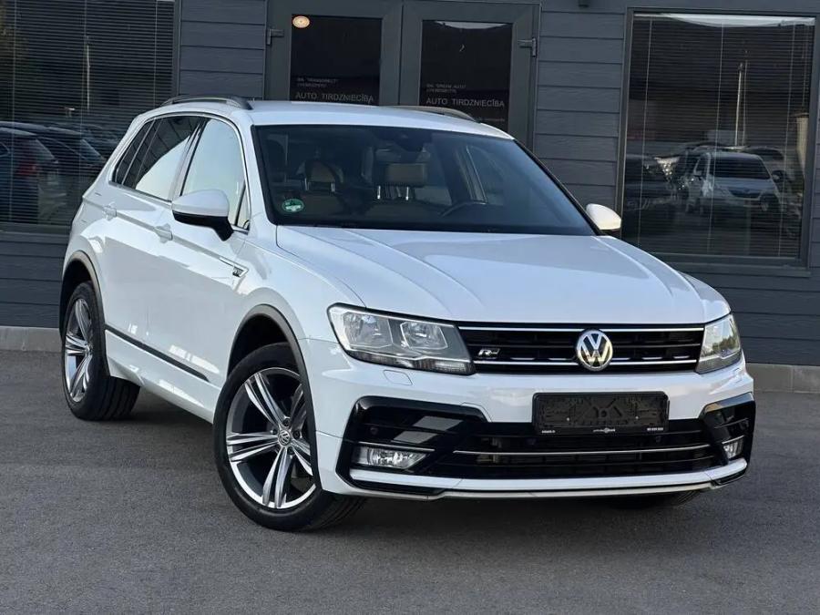 Balts Volkswagen Tiguan 2016 Jelgava, ar dzinēja tilpumu 2.00 L un nobraukumu 140 tūkst. km par 17950 €, foto 1 vietnē AUTOMOTO.COM.LV